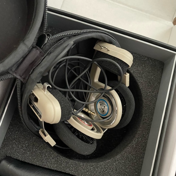 American Vintage | Headphones | Koss Porta Pro Limited Edition ...
